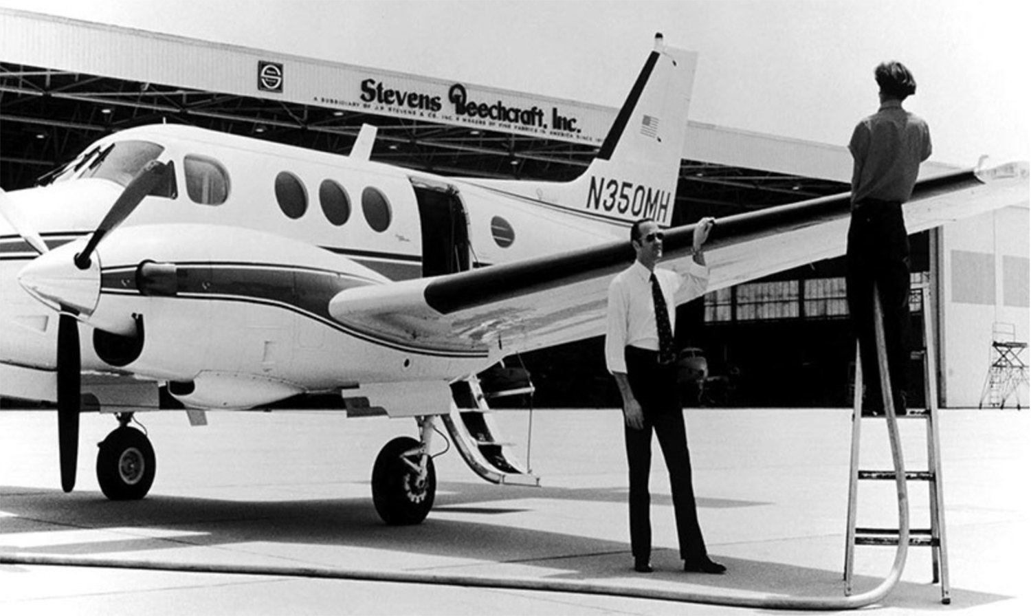 Epps Aviation - Twin & Turbine
